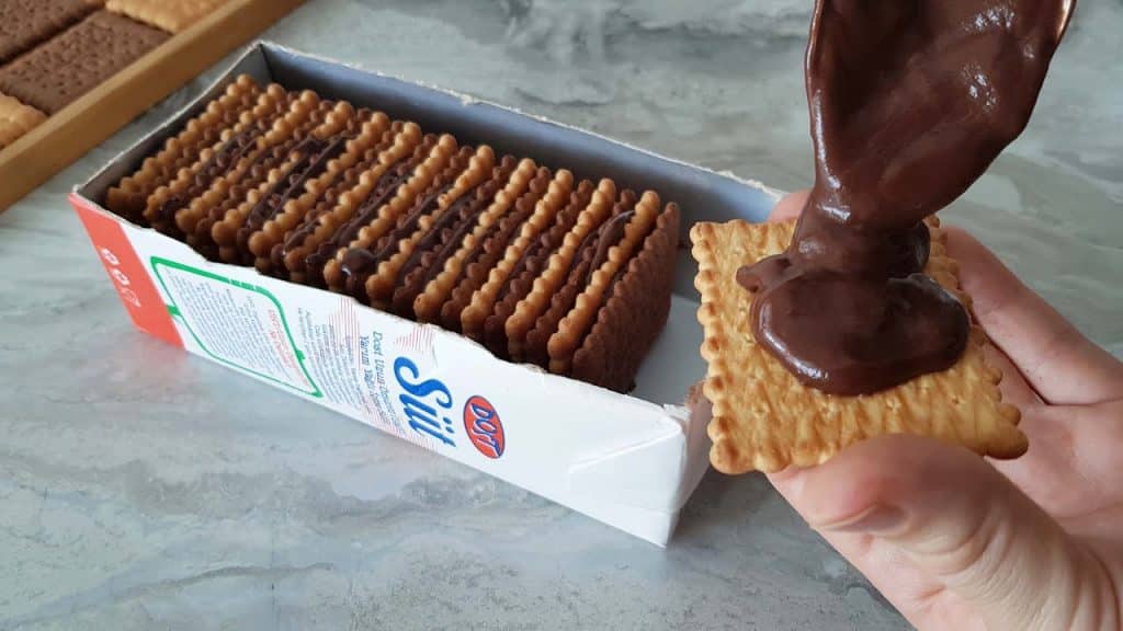 SÜT KUTUSUNDA EKONOMİK PASTA YAPIMI