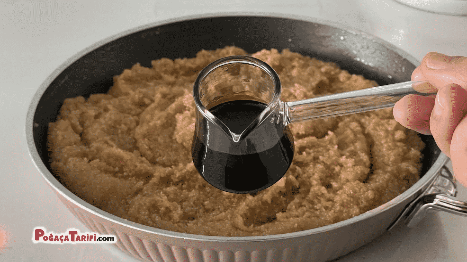 Unlu İrmik Helvası