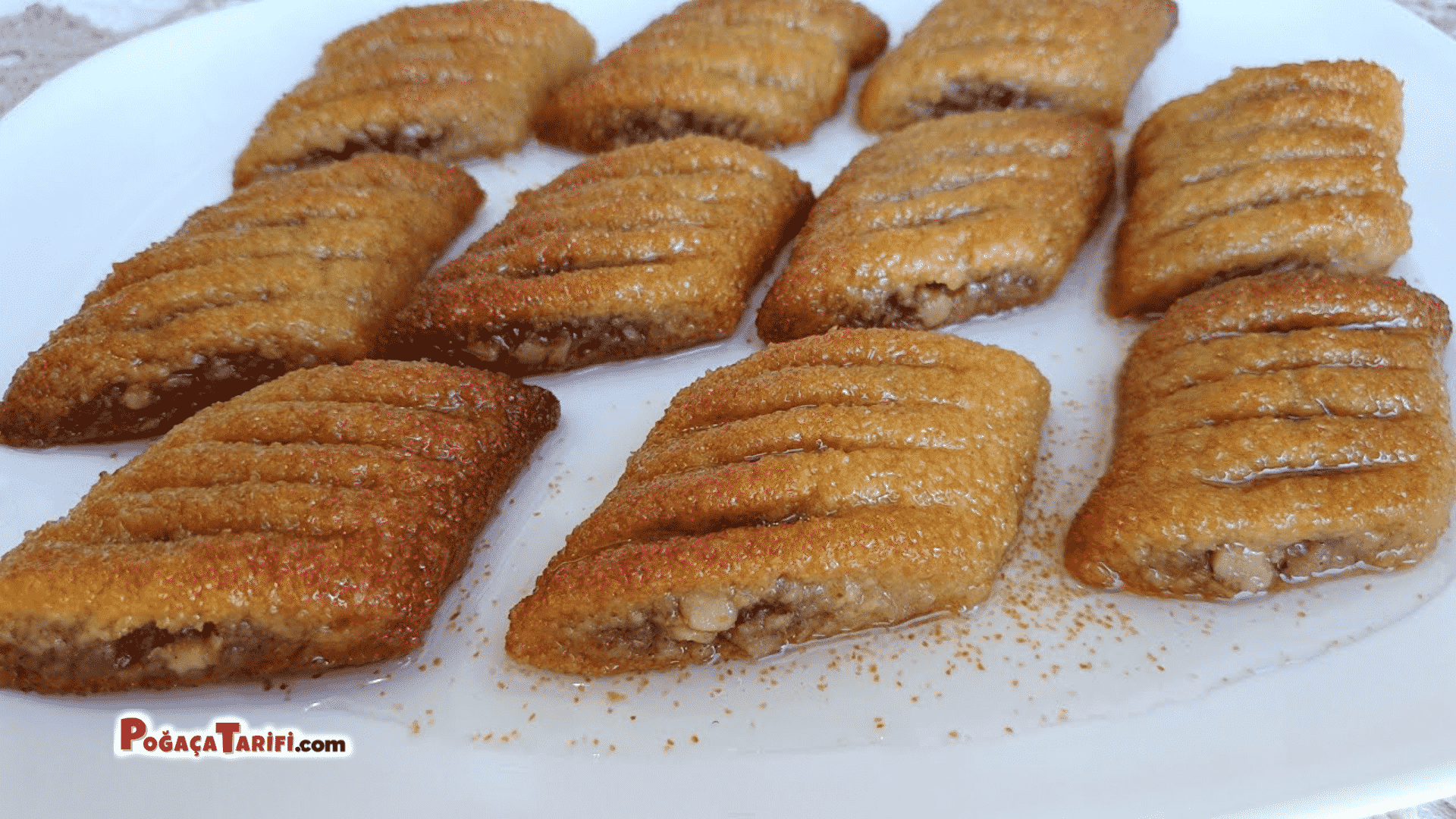 İrmikli Cevizli Tatlı Tarifi