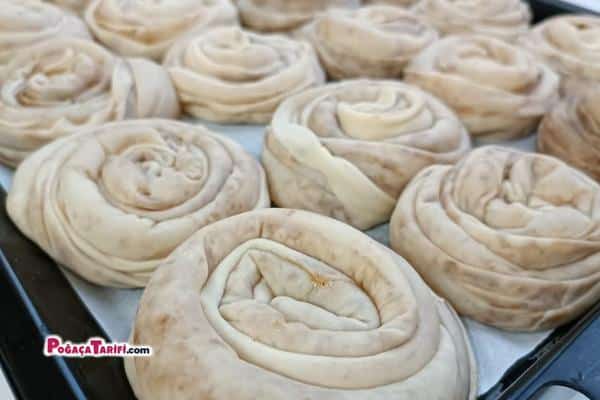 Çayı Koyun Bu Poğaça Kapış Kapış Gidiyor Yumuşacık Poğaça Tarifi Çayı Koyun Bu Poğaça Kapış Kapış Gidiyor Yumuşacık Poğaça Tarifi